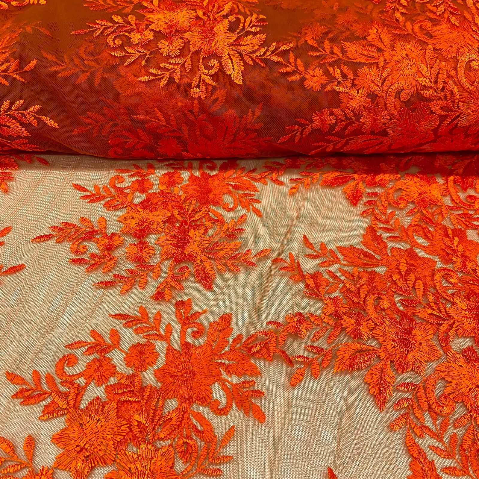 Tule Bordado Laranja Floral